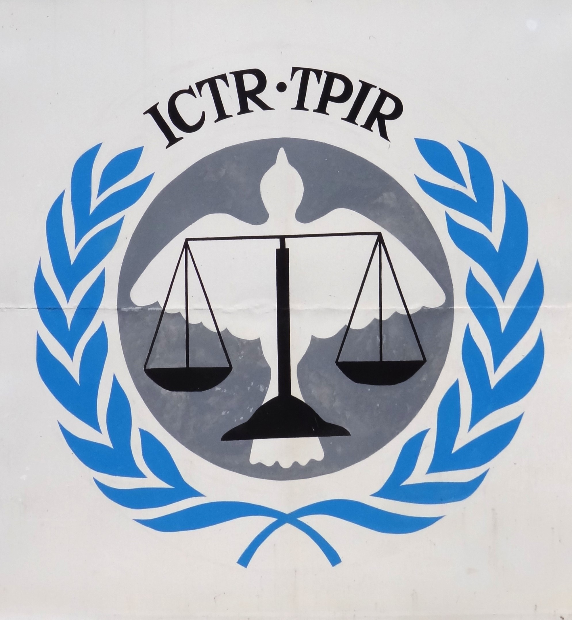 Prosecuting Genocide in Rwanda: The Gacaca system and the International ...